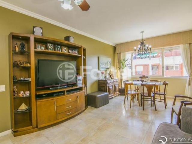 Apartamento, 3 dormitórios, 117.15 m², em Petrópolis