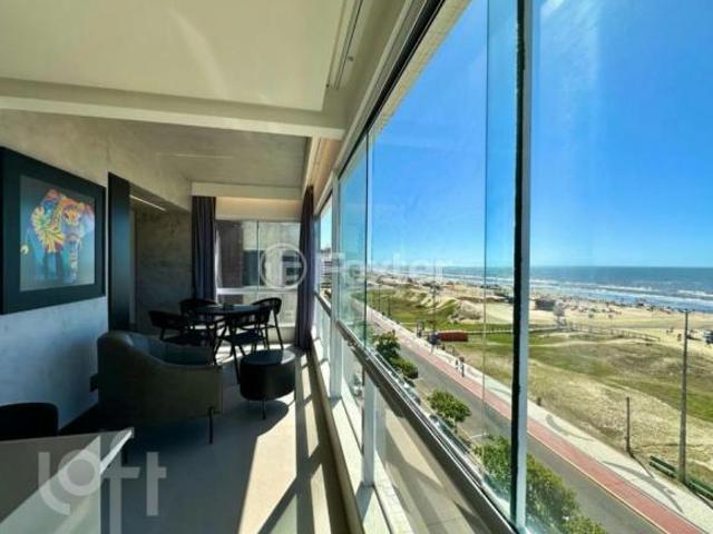 Apartamento, 3 dormitórios, 117.16 m², em Centro