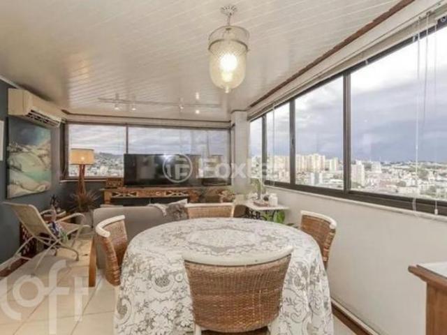 Apartamento, 3 dormitórios, 117 m², em Jardim Botânico