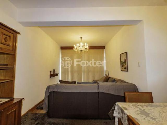 Apartamento, 3 dormitórios, 117 m², em Lapa
