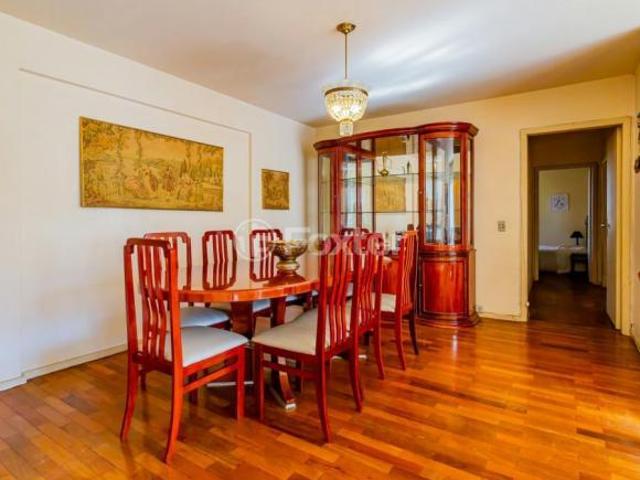 Apartamento, 3 dormitórios, 115.19 m², em Bela Vista