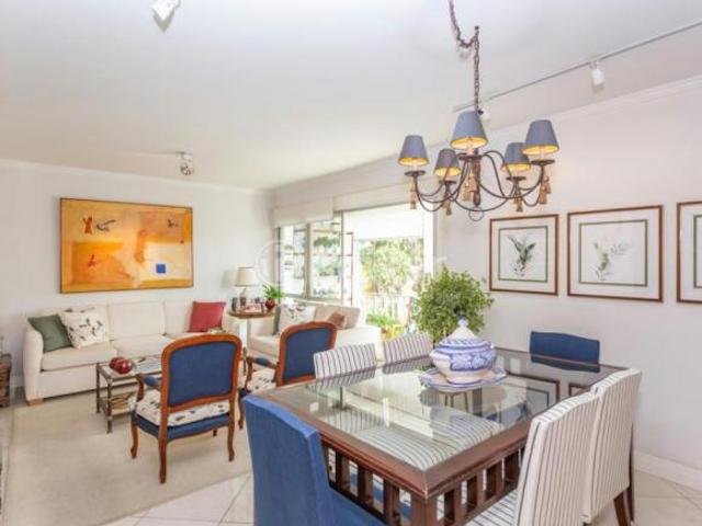 Apartamento, 3 dormitórios, 115 m², em Campo Belo