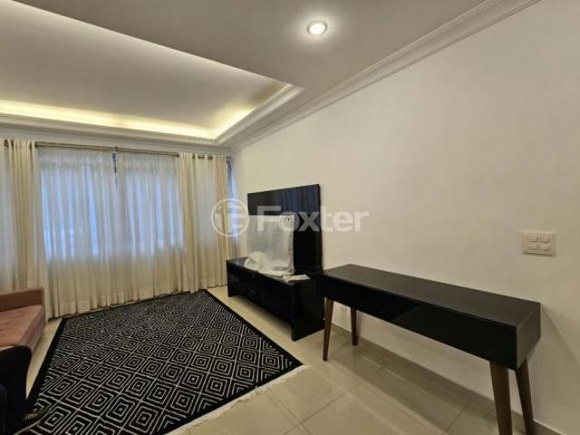 Apartamento, 3 dormitórios, 115 m², em Jardim Paulista