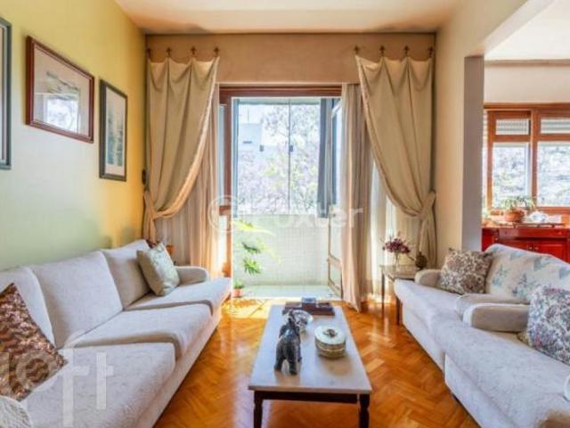 Apartamento, 3 dormitórios, 116.14 m², em Petrópolis