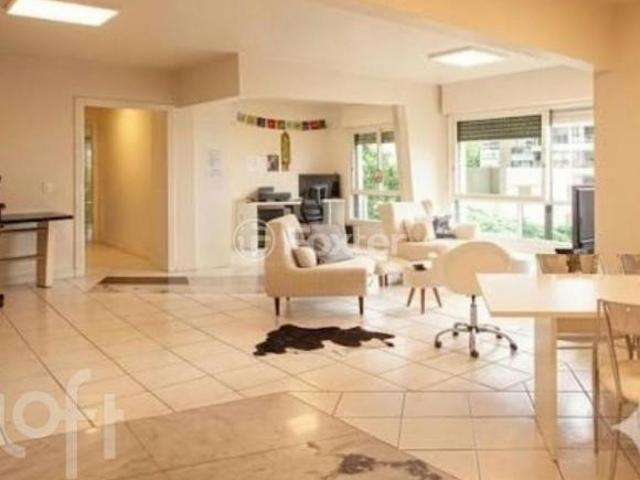 Apartamento, 3 dormitórios, 116.15 m², em Rio Branco