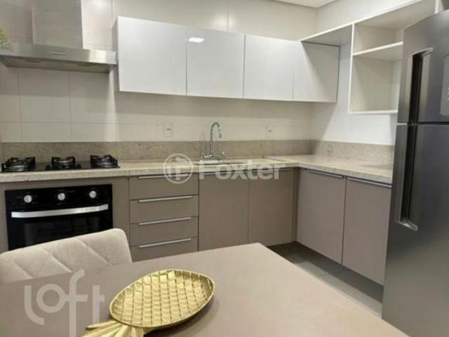 Apartamento, 3 dormitórios, 118.17 m², em Centro