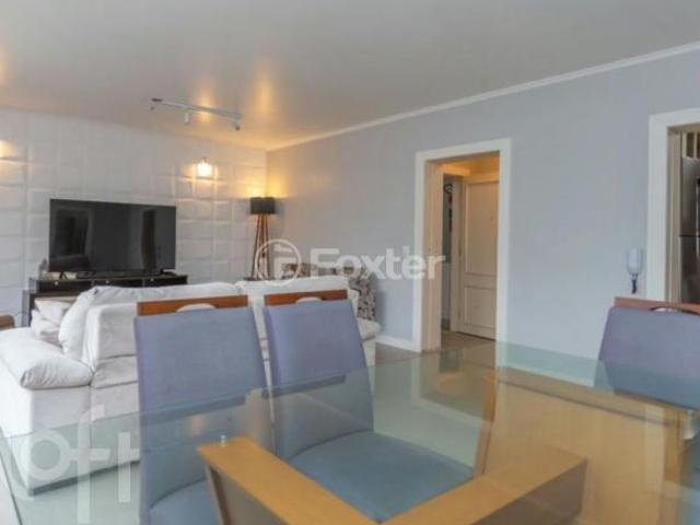 Apartamento, 3 dormitórios, 118.39 m², em Petrópolis
