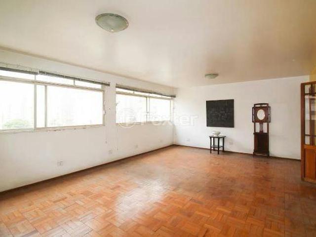 Apartamento, 3 dormitórios, 118 m², em Itaim Bibi