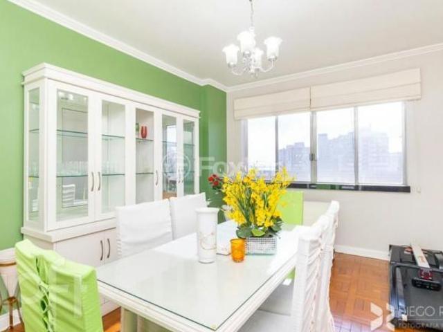 Apartamento, 3 dormitórios, 119.12 m², em Centro Histórico