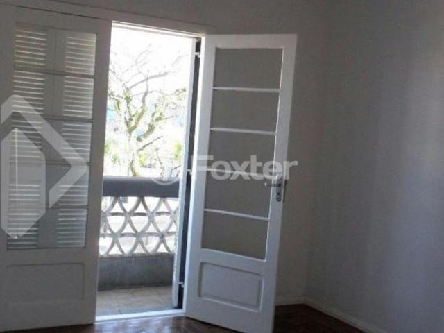 Apartamento, 3 dormitórios, 119 m², em Floresta