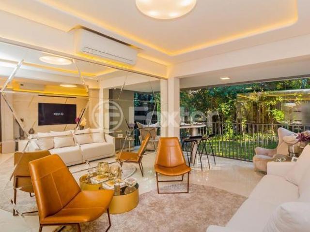 Apartamento, 3 dormitórios, 119 m², em Higienópolis