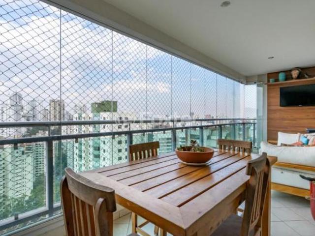 Apartamento, 3 dormitórios, 119 m², em Vila Andrade