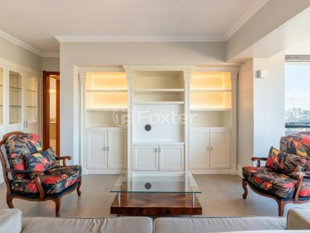 Apartamento, 3 dormitórios, 123 m², em Boa Vista
