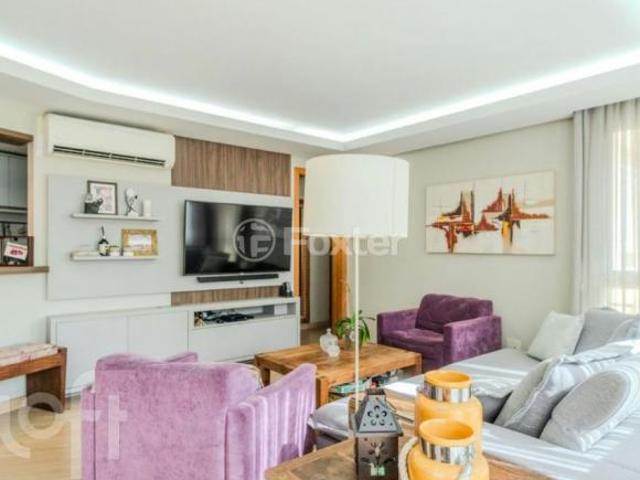 Apartamento, 3 dormitórios, 120.12 m², em Azenha
