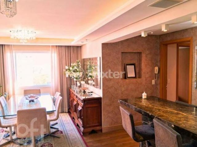 Apartamento, 3 dormitórios, 121.5 m², em Passo da Areia