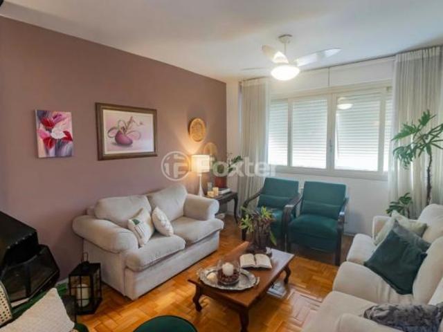 Apartamento, 3 dormitórios, 121.22 m², em Jardim Botânico