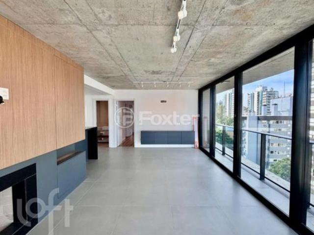 Apartamento, 3 dormitórios, 121 m², em Rio Branco