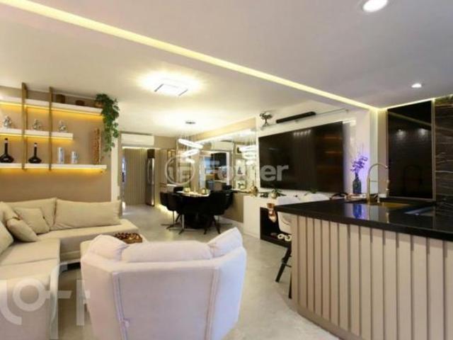 Apartamento, 3 dormitórios, 122 m², em Auxiliadora