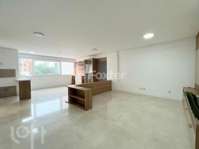 Apartamento, 3 dormitórios, 127.5 m², em Auxiliadora