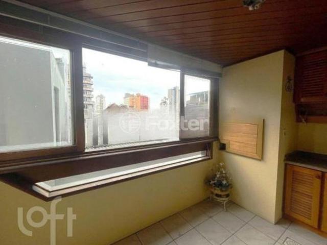 Apartamento, 3 dormitórios, 124.92 m², em Centro