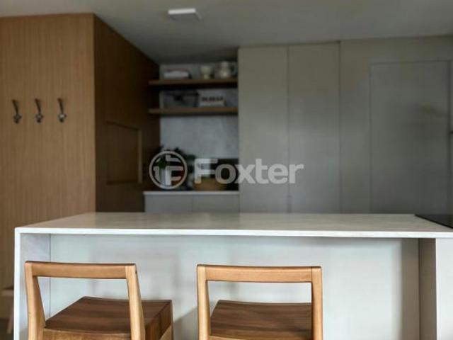 Apartamento, 3 dormitórios, 124.1 m², em Mont Serrat