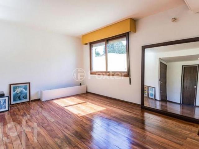 Apartamento, 3 dormitórios, 124.29 m², em Mont&apos serrat
