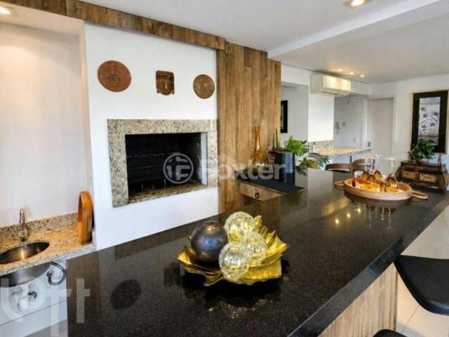Apartamento, 3 dormitórios, 124 m², em Higienópolis