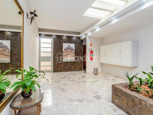 Apartamento, 3 dormitórios, 126.84 m², em Centro Histórico