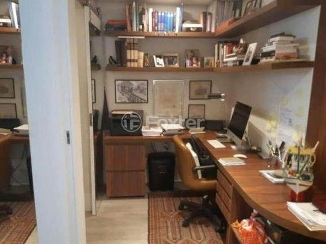 Apartamento, 3 dormitórios, 126 m², em Jardim Europa