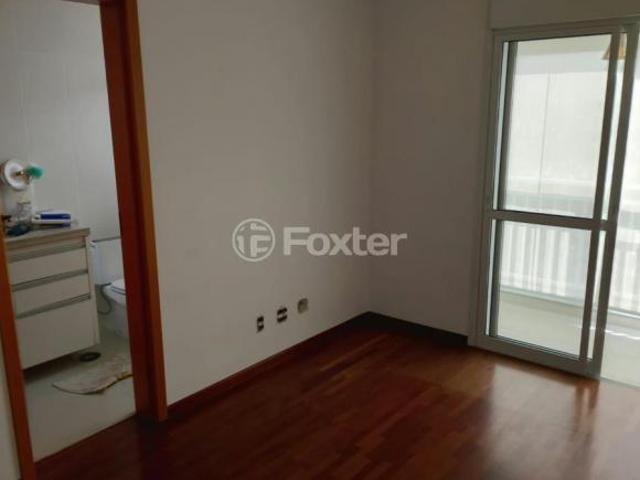 Apartamento, 3 dormitórios, 126 m², em Vila Floresta