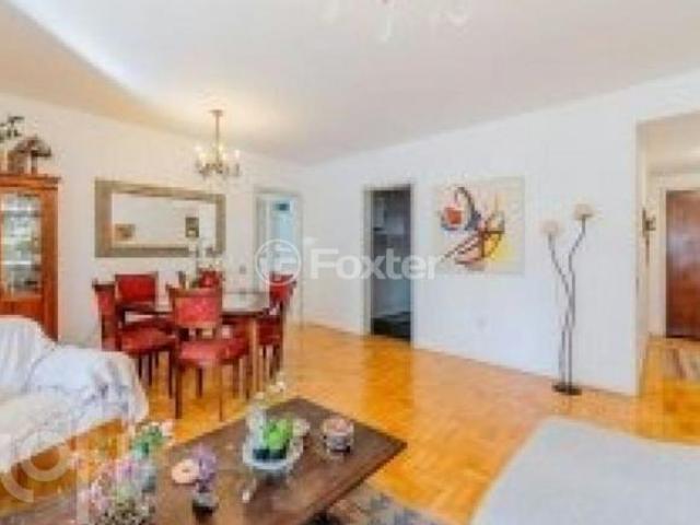 Apartamento, 3 dormitórios, 128 m², em Moinhos de Vento