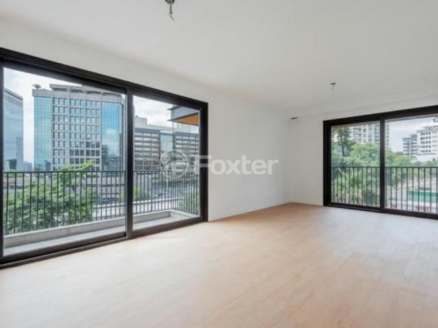 Apartamento, 3 dormitórios, 128 m², em Petrópolis