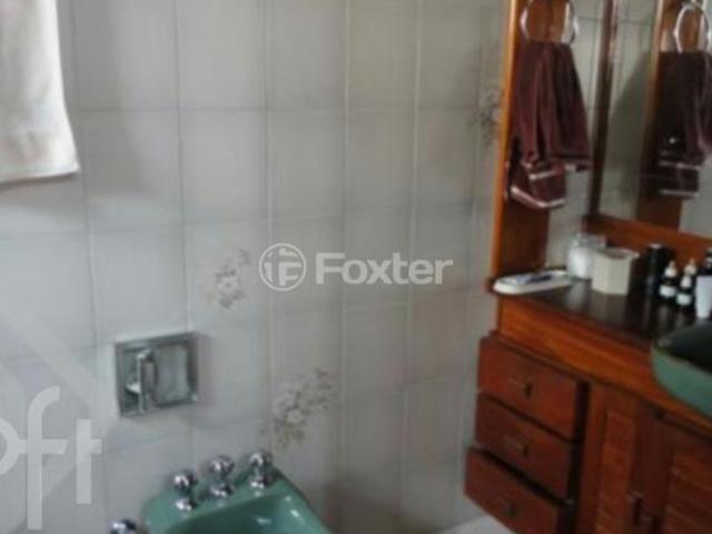 Apartamento, 3 dormitórios, 129.95 m², em Moinhos de Vento