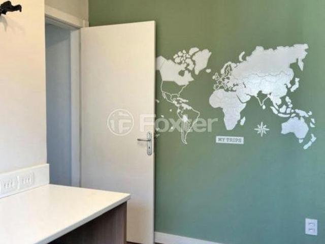 Apartamento, 3 dormitórios, 129 m², em Petrópolis