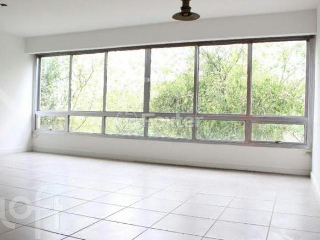 Apartamento, 3 dormitórios, 133.06 m², em Moinhos de Vento