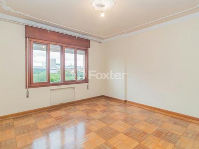 Apartamento, 3 dormitórios, 133.37 m², em Independência