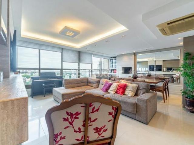 Apartamento, 3 dormitórios, 130.69 m², em Três Figueiras