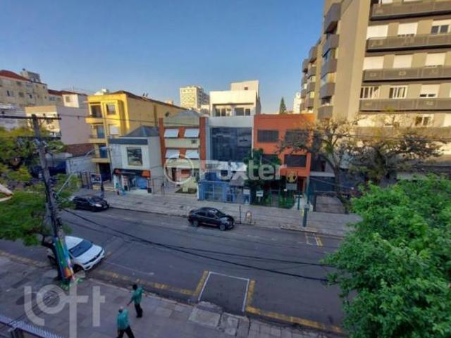Apartamento, 3 dormitórios, 130 m², em Bom Fim