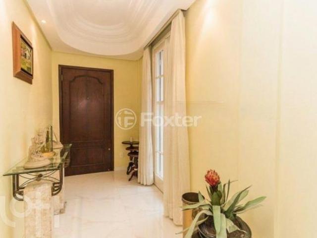Apartamento, 3 dormitórios, 130 m², em Santana