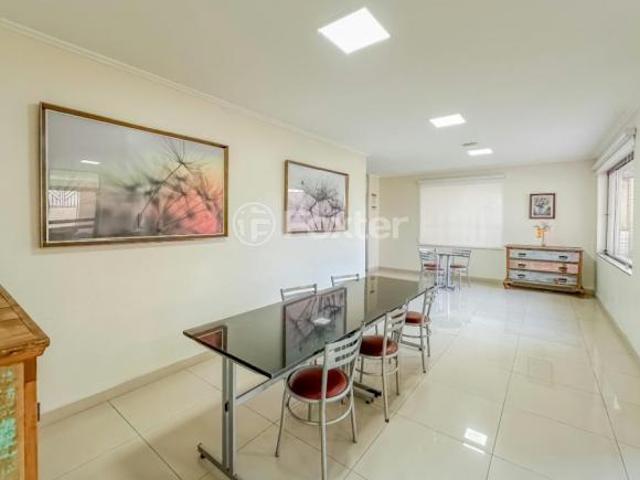Apartamento, 3 dormitórios, 130 m², em Vila Carrão