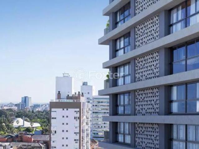 Apartamento, 3 dormitórios, 131.49 m², em Rio Branco