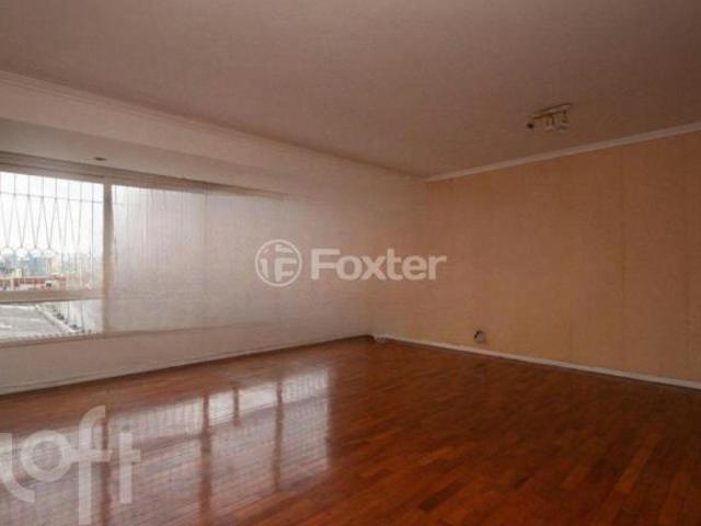 Apartamento, 3 dormitórios, 131 m², em Centro Histórico