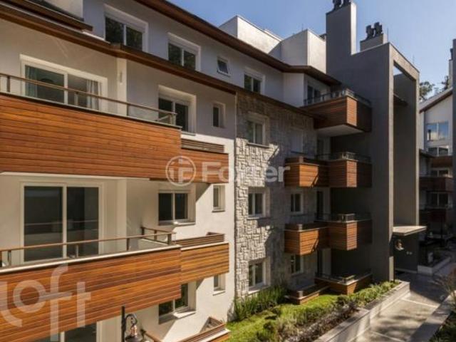 Apartamento, 3 dormitórios, 132.63 m², em Vila Suica