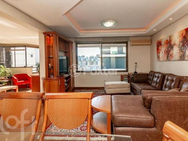 Apartamento, 3 dormitórios, 132.36 m², em Petrópolis