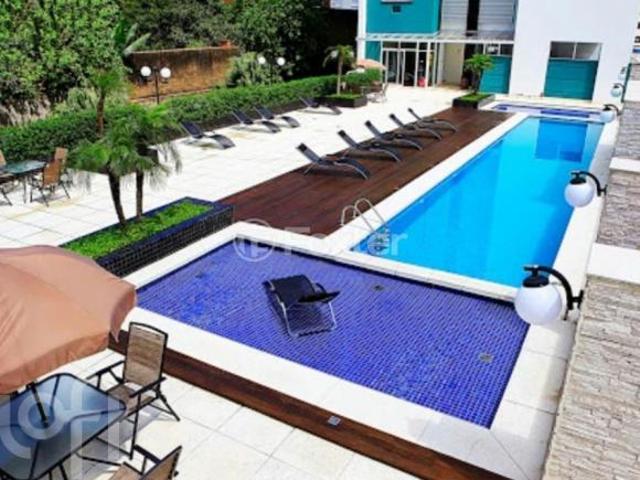 Apartamento, 3 dormitórios, 132 m², em Passo da Areia