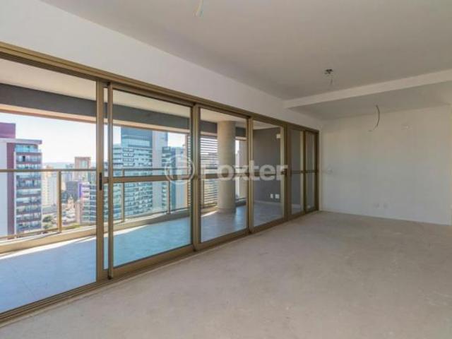 Apartamento, 3 dormitórios, 132 m², em Vila Mariana