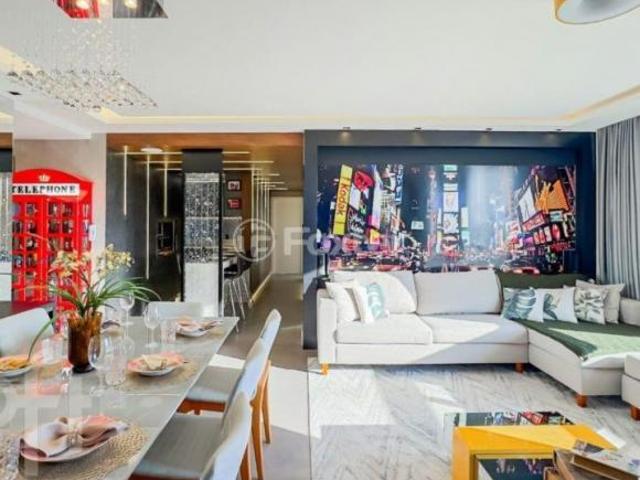 Apartamento, 3 dormitórios, 137.76 m², em Boa Vista