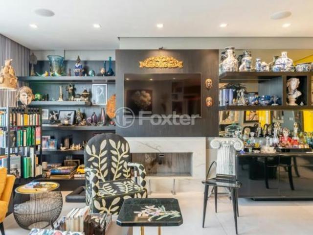 Apartamento, 3 dormitórios, 137 m², em Boa Vista