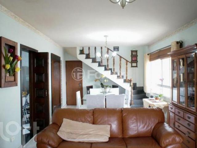 Apartamento, 3 dormitórios, 137 m², em Vila Gustavo