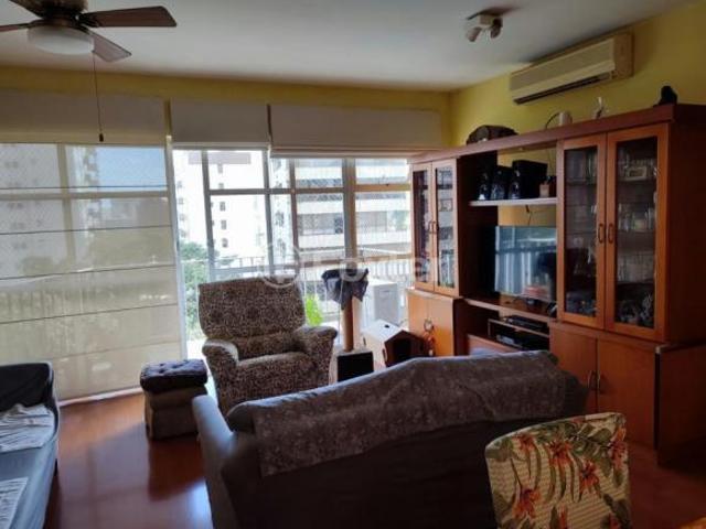 Apartamento, 3 dormitórios, 134.45 m², em Rio Branco